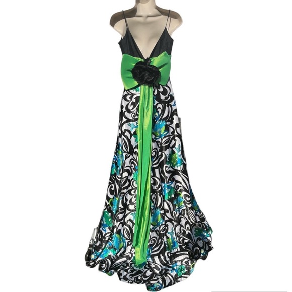 Jovani | Dresses | Funky Jovani Prom Gown | Poshmark